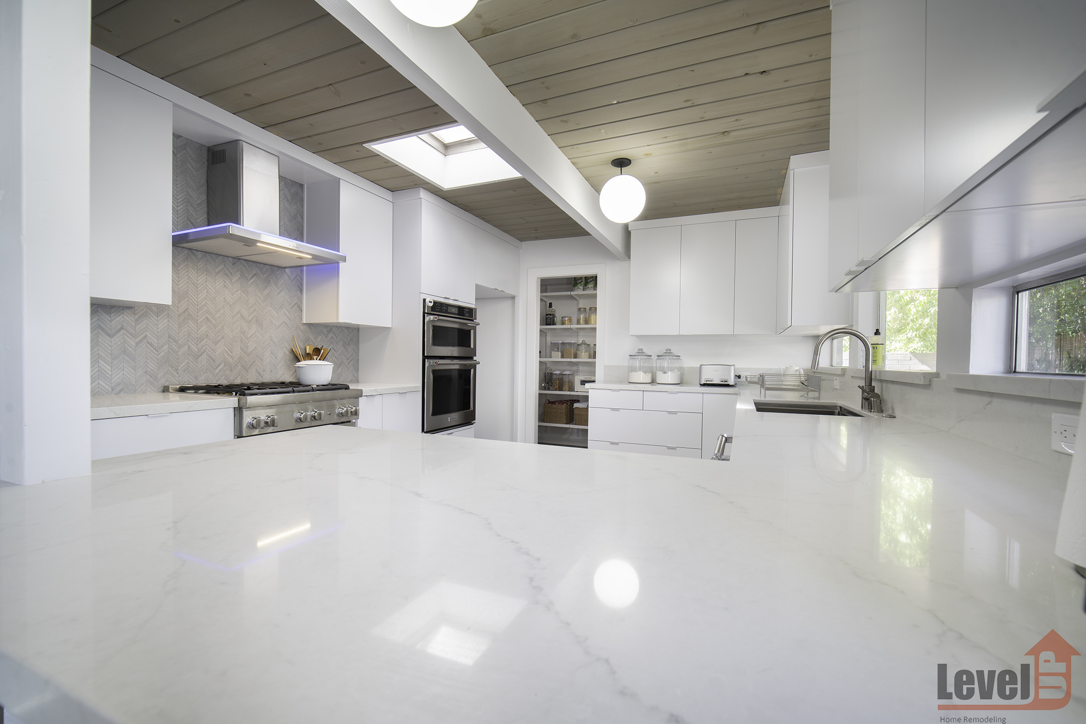 Kitchen Remodel Photos and Design Ideas | BuildZoom