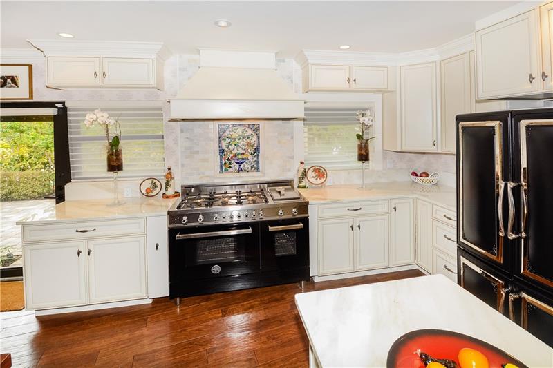 Kitchen Remodel Photos and Design Ideas | BuildZoom