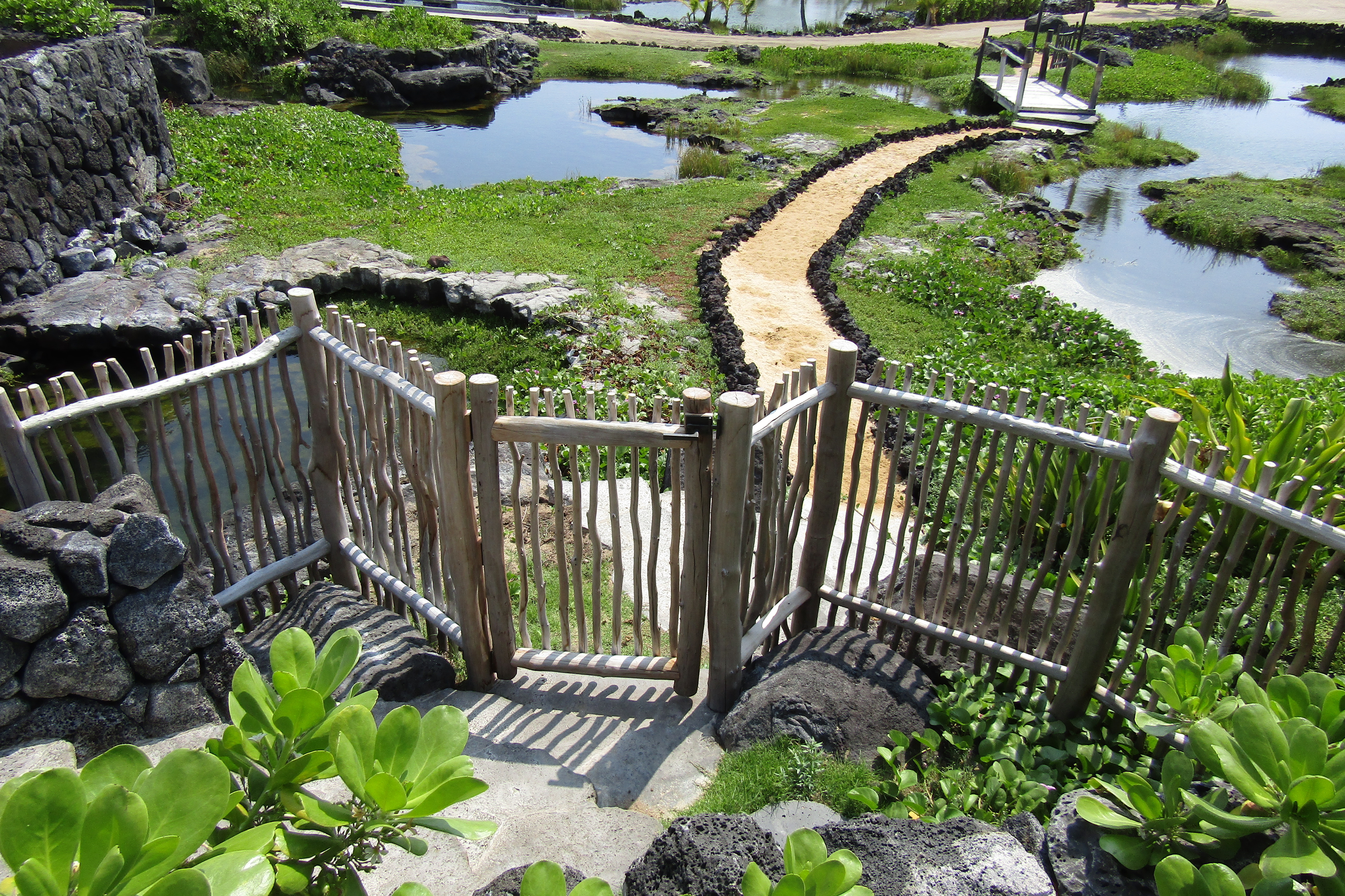 West Hawaii Fencing | Hawaii | Read Reviews + Get a Bid | BuildZoom